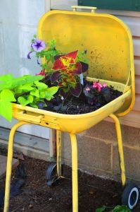 Bbq Grill Planter: DIY Practical & Repurposed Ideas