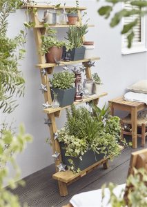 Balcony Vertical Arrangements: Best Plant Stand Ideas